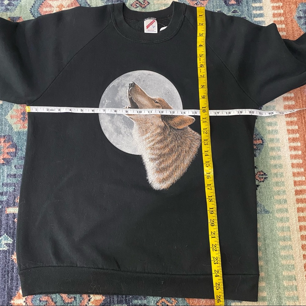 Vintage 90s Wolf Howling Graphic Black Crewneck Sweat… - Gem